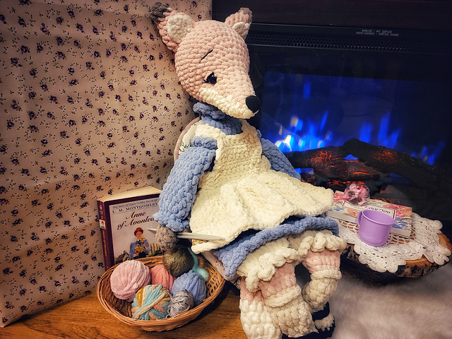 Ravelry: Miss Vixie Fox pattern by April Chesworth