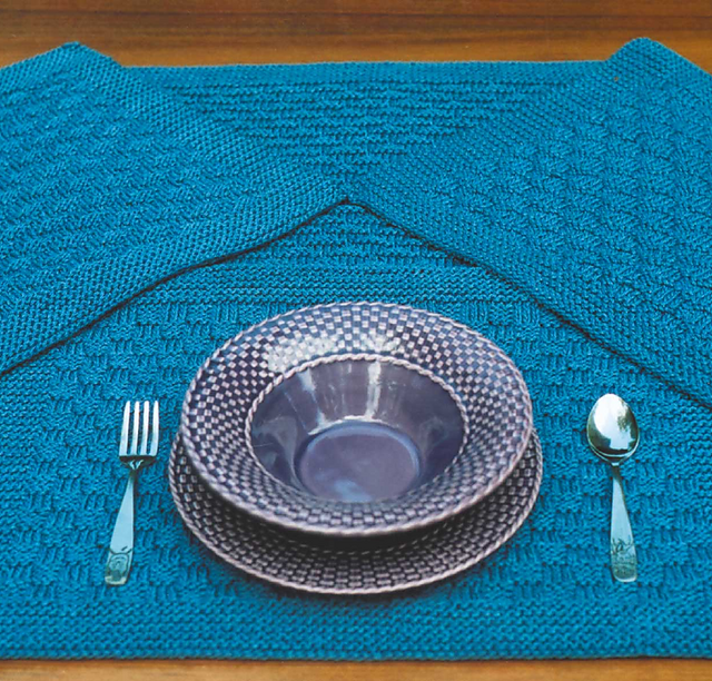 Ravelry: Shasta Placemats pattern by Annie Dempsey