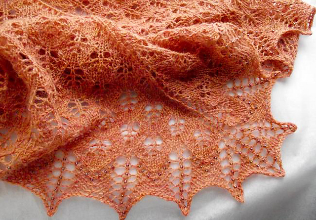 Ravelry: Ilse Shawl pattern by Lori Law