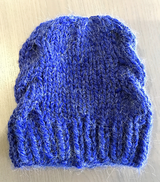 Ravelry: Glamis pattern by Jessica Swaney