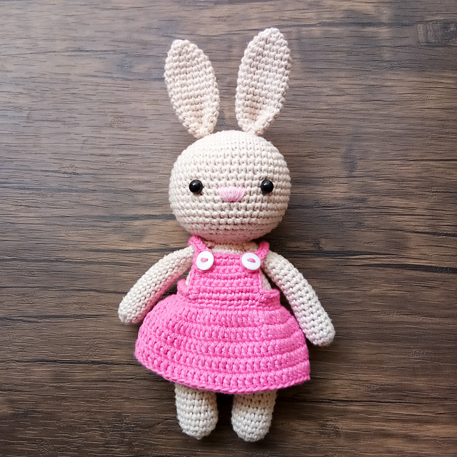 Ravelry: Jilly the Rabbit pattern by Odinka Wisanindhi