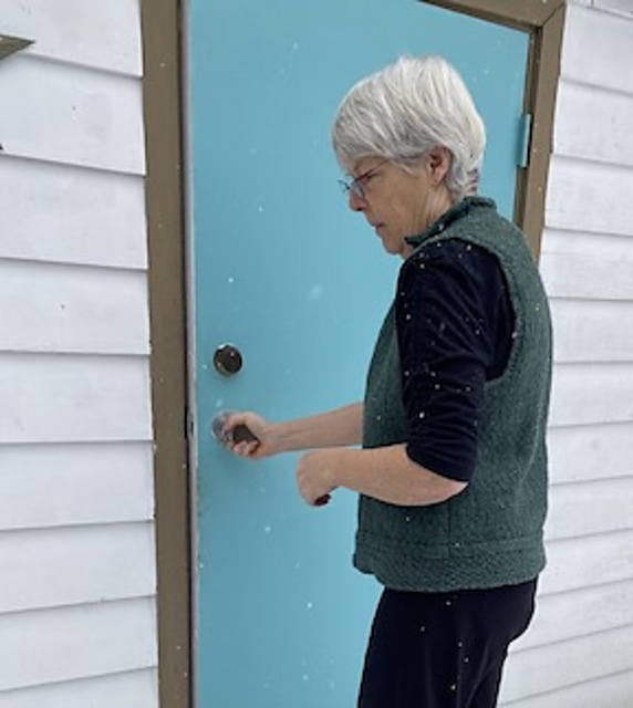 Ravelry: Hopscotch Vest pattern by Roberta Beck