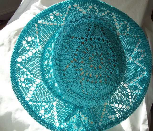Ravelry: G Class Star Sun Hat pattern by oftroy