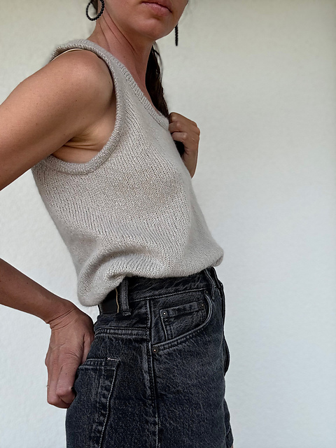 Ravelry: Super Basic Tank Top pattern by ohwhata knit