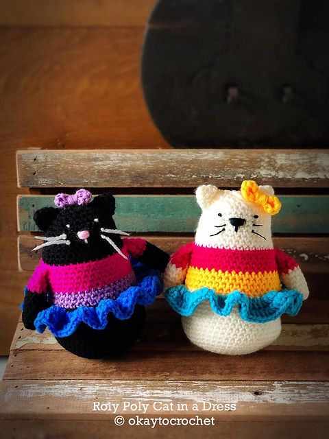 Ravelry: Roly Poly Cat in a Dress pattern by Kay Ho