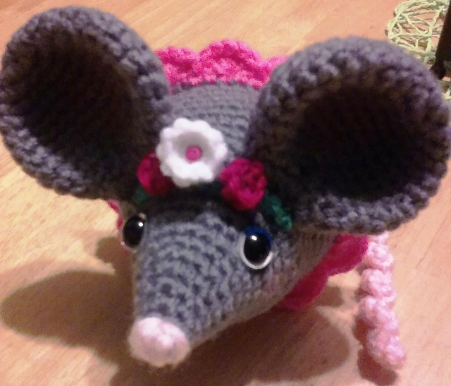 Ravelry: Minuetta Mouse pattern by DelectableToppings