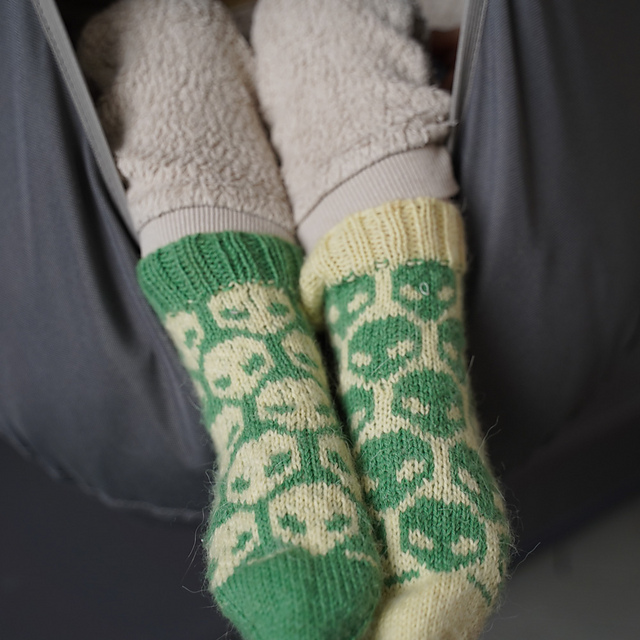 Ravelry: olame's alien_socks