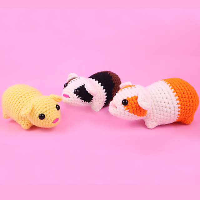 Ravelry: Guinea Pig Amigurumi pattern by StringyDingDing