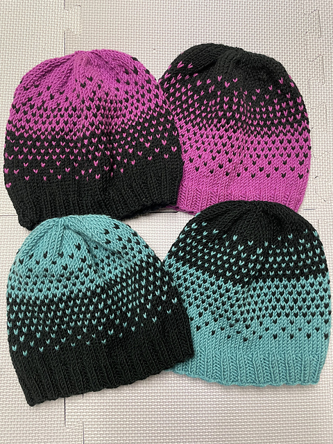 Ravelry: olivia30's Two color beanies