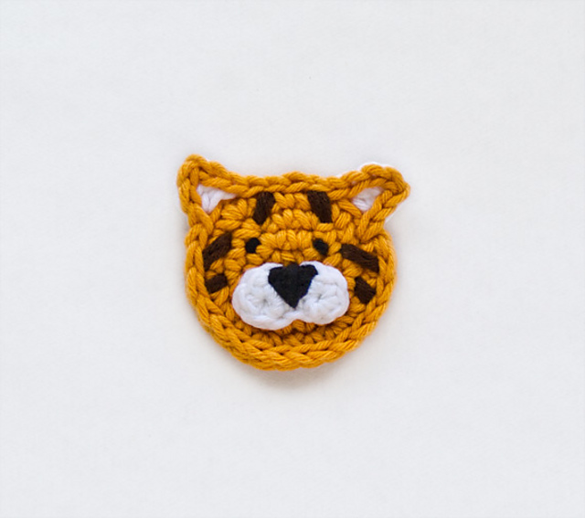 Ravelry: Tiger Applique pattern by Carolina Guzman