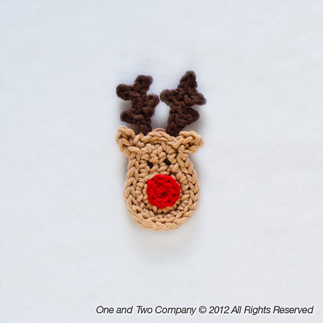 Ravelry: Reindeer Applique pattern by Carolina Guzman