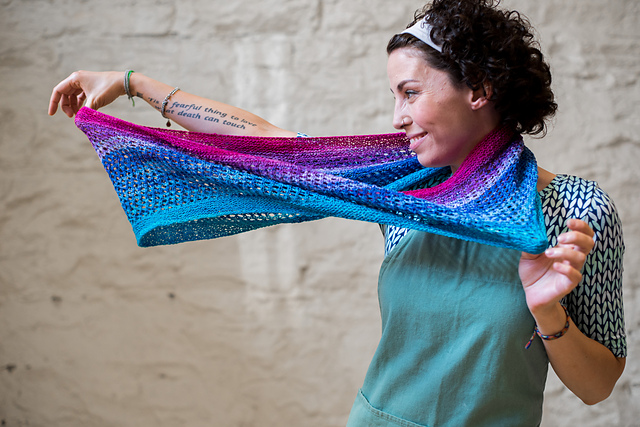 Ravelry: Pomfret Cowl pattern by Sarah Eyre
