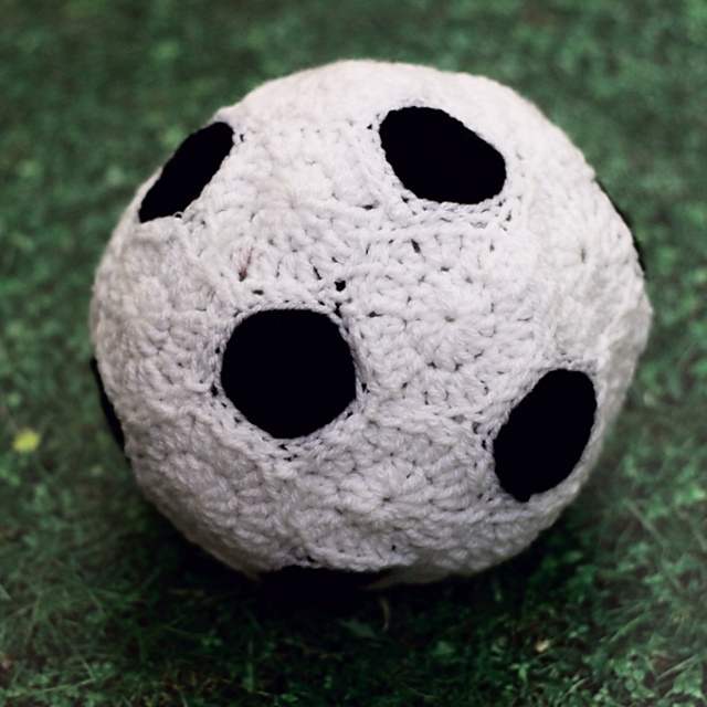 Ravelry: Soccer Ball pattern by Rina Artstain