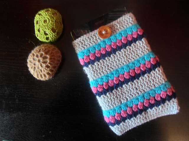 Ravelry: Puff.Puff: Easy Crochet Tablet Cozy pattern by Adriana Veleda
