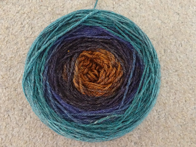 Ravelry: organisedknots' Water's Edge (handspun)