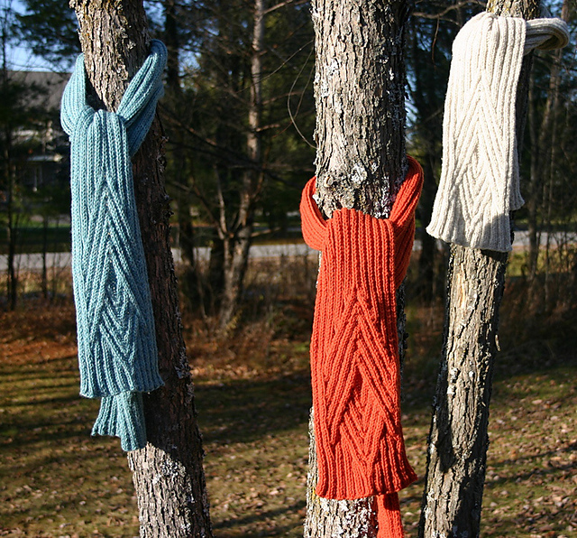 Ravelry: Fast Forward pattern by Natalie Servant