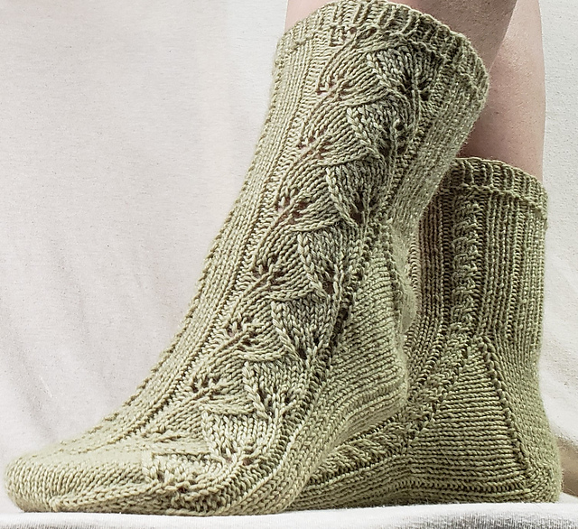 Ravelry: Spring in My Step pattern by Danae Smith