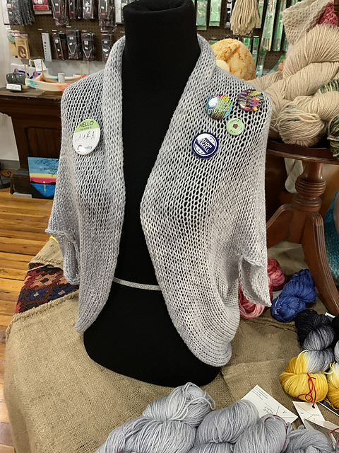 Ravelry: One Skein Shrug pattern by Laura Groff