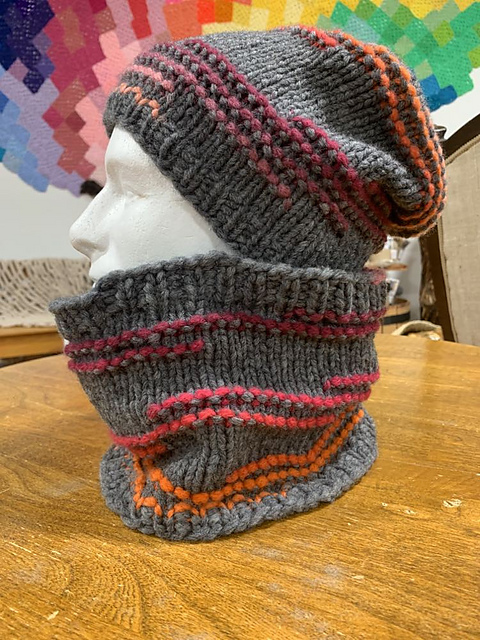Ravelry: Dash Hat and Cowl pattern by Laura Groff