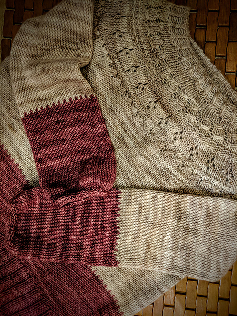 Ravelry: CoffeeBeanKnit's Ranunculus sweater