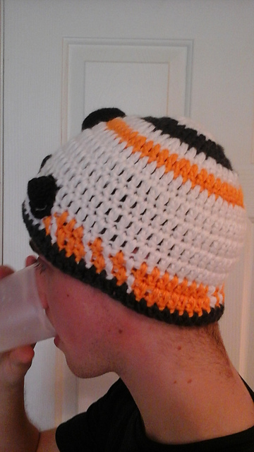 Ravelry: pandastamper's BB8 Beanie