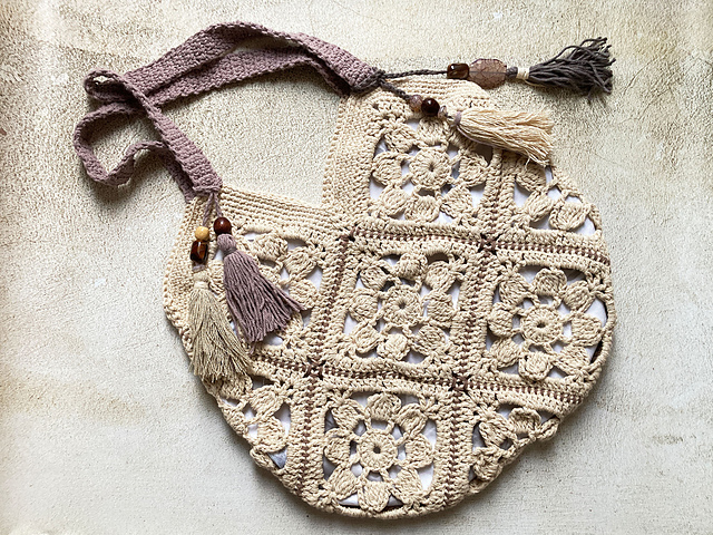 Ravelry: Serenity Tote Bag pattern by Anna Martynenko