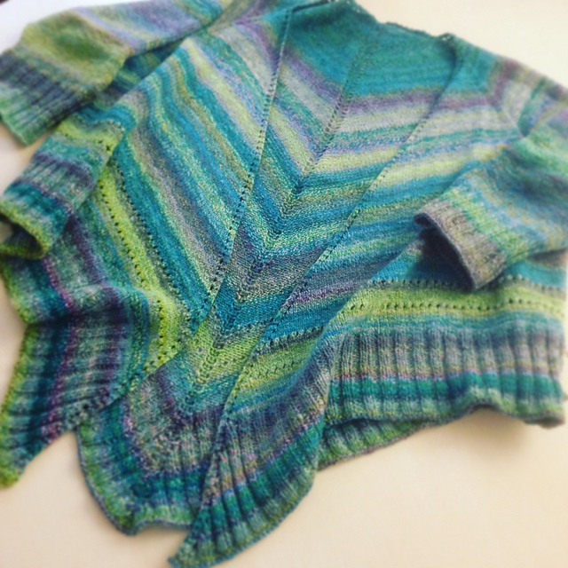 Ravelry: Just the right angle pattern by Anna Wessel and Allison Harding