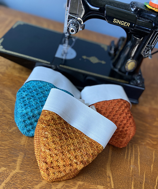 Ravelry: pollinator jockstrap pattern by Jay Katzenberger