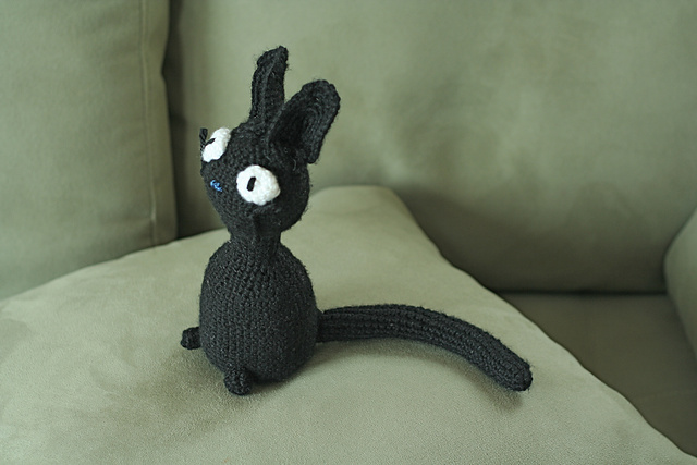 Ravelry: Jiji pattern by Christine Siska