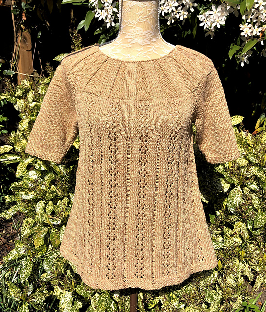 Ravelry: Giselle pattern by Pat Menchini