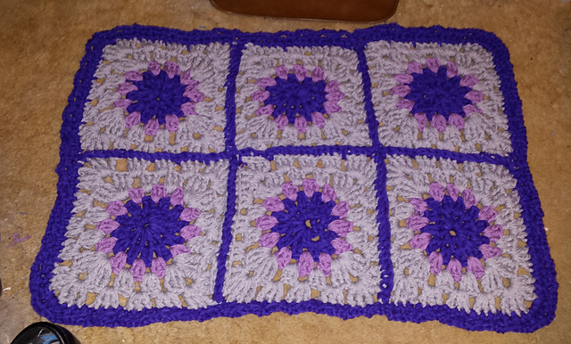 Ravelry: Granny Square Rug pattern by Crochetown