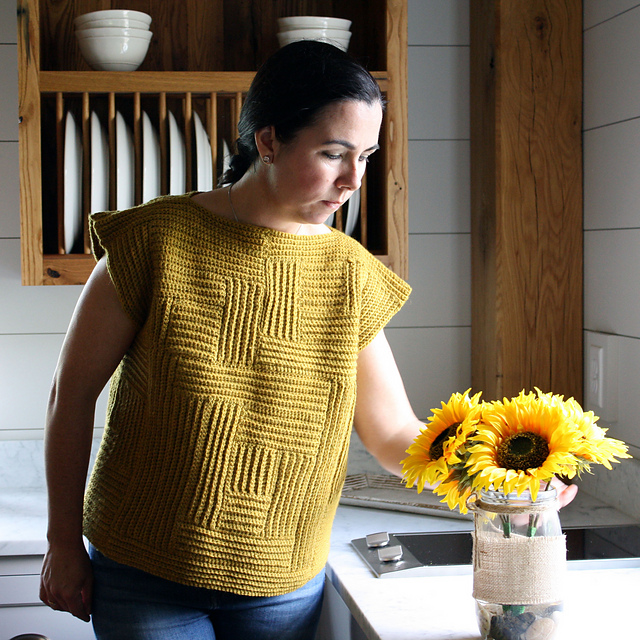 Ravelry: Boxy Tee pattern by Kare Peacock