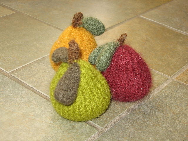 Ravelry: Pear pattern by Nicky Epstein