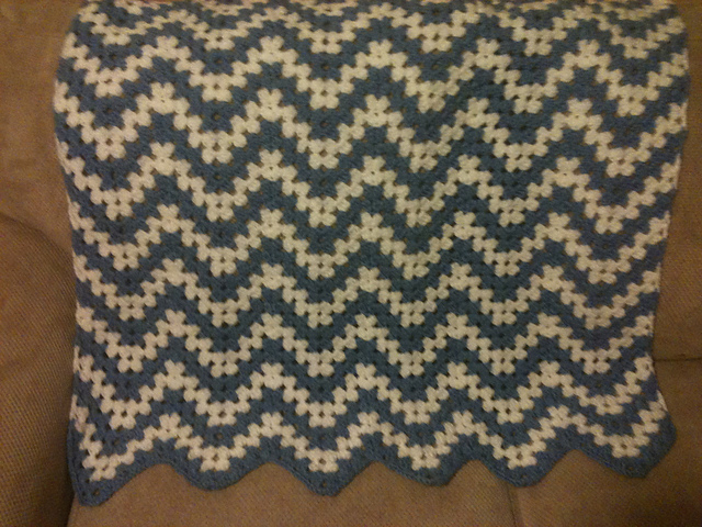 Ravelry: pekeapoomom's Granny Ripple Blanket