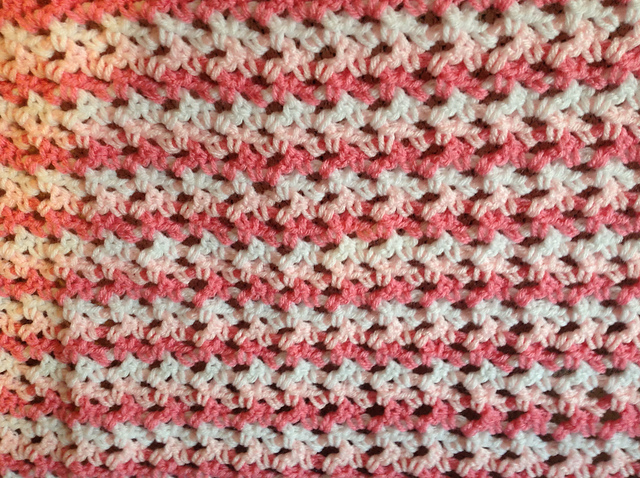 Ravelry: pekeapoomom's Loopy in Love Baby Blanket