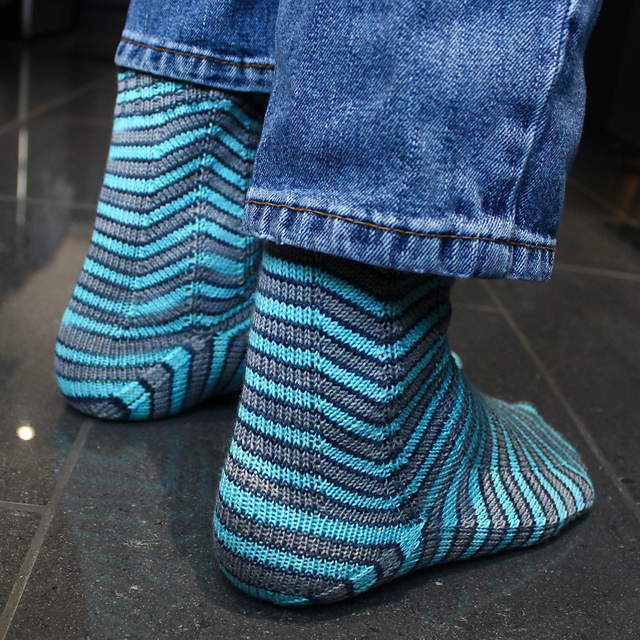 Ravelry: Oblique Reflex Socks pattern by Carolyn Lisle