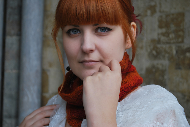 Ravelry: Heatwave Cowl pattern by Zoe Clements