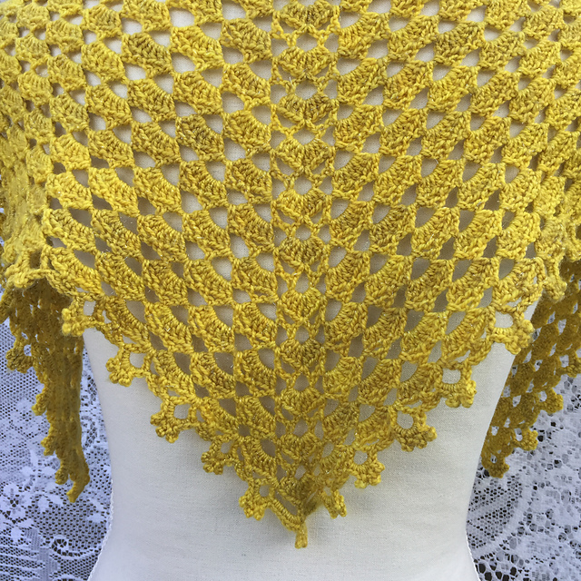 Ravelry: Dorne Rising Shawl pattern by Zoe Clements
