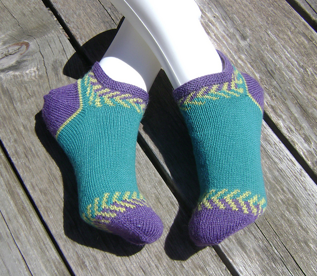 Ravelry: MichelleLMartin's Crystal Socklets