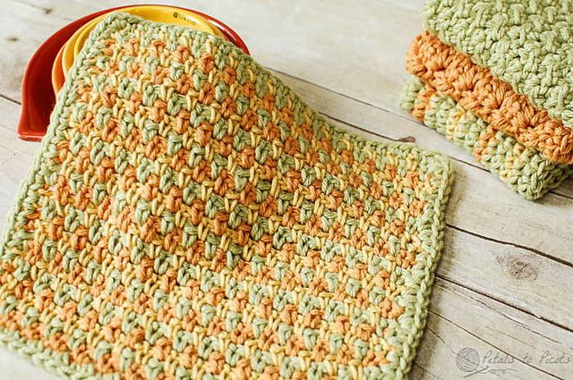 Ravelry: Three Color Simple Stitch Dishcloth pattern by Kara Gunza