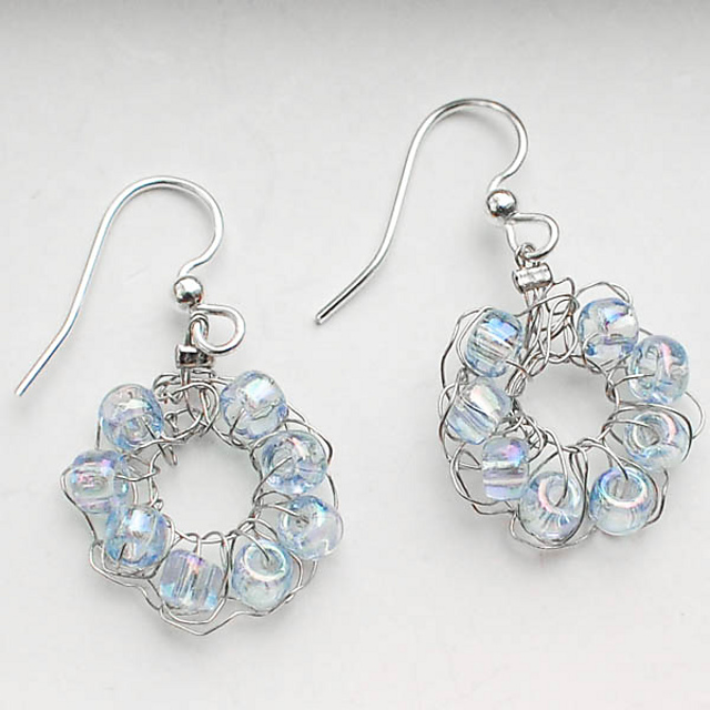 Ravelry: Beaded Crochet Wire Earrings pattern by Kara Gunza