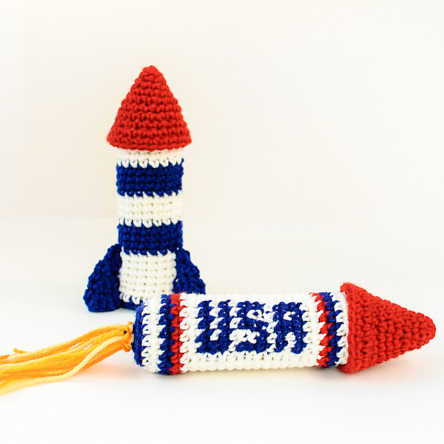 Ravelry: Rocket Ship pattern by Kara Gunza