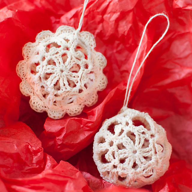 Ravelry: Lace Christmas Ornaments pattern by Kara Gunza