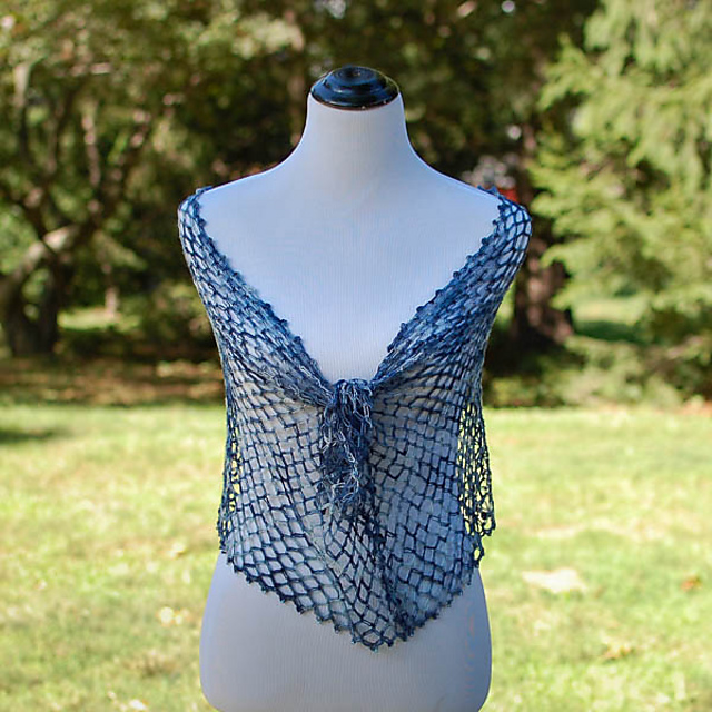 Ravelry: Whisper Knot Wrap pattern by Kara Gunza