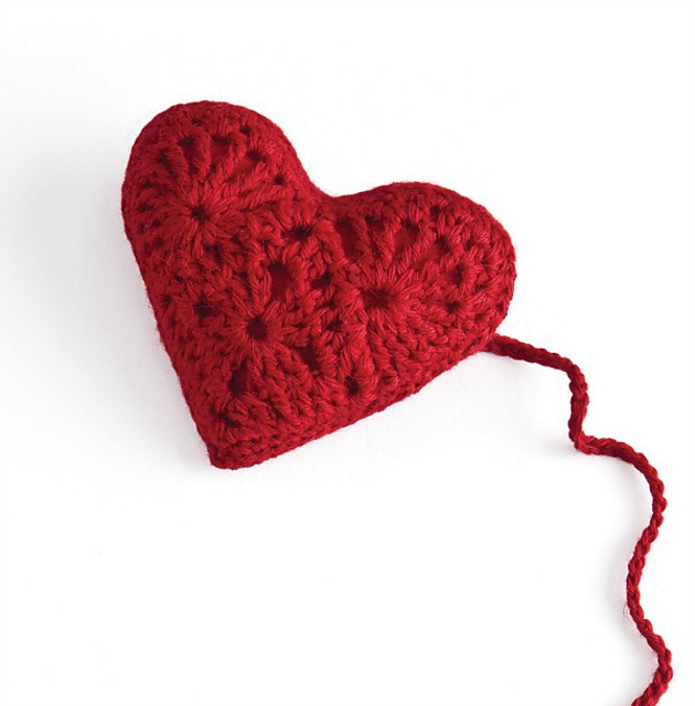 Ravelry: Heart Sachet pattern by Kristin Nicholas
