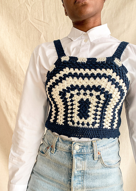 Ravelry: Crop Top Granny Square pattern by Julieth Castillo