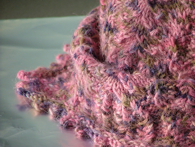 Ravelry: phenleyss' Frost Flower Lace Cowl