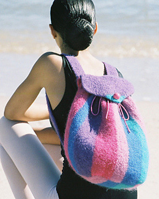 Ravelry: Rainbow Back Pack pattern by Phoenix Bess