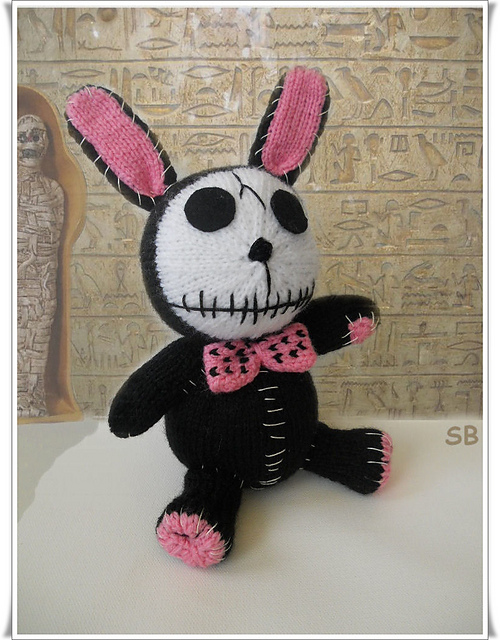 Ravelry: Egyptian Mummy bunny pattern by Phoeny