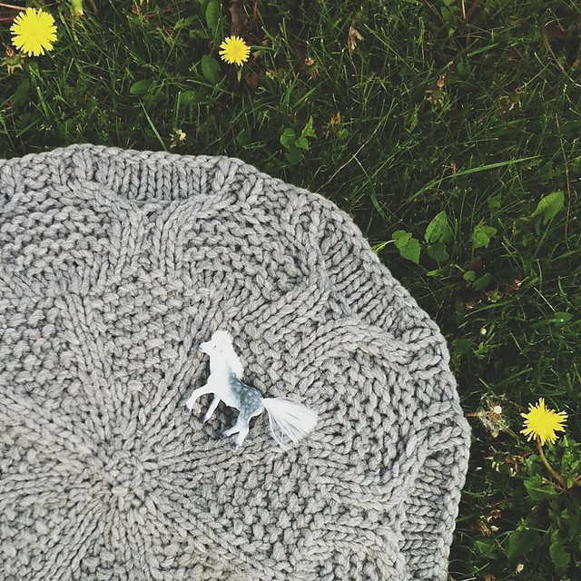 Ravelry: Thistle Rug pattern by Courtney Spainhower